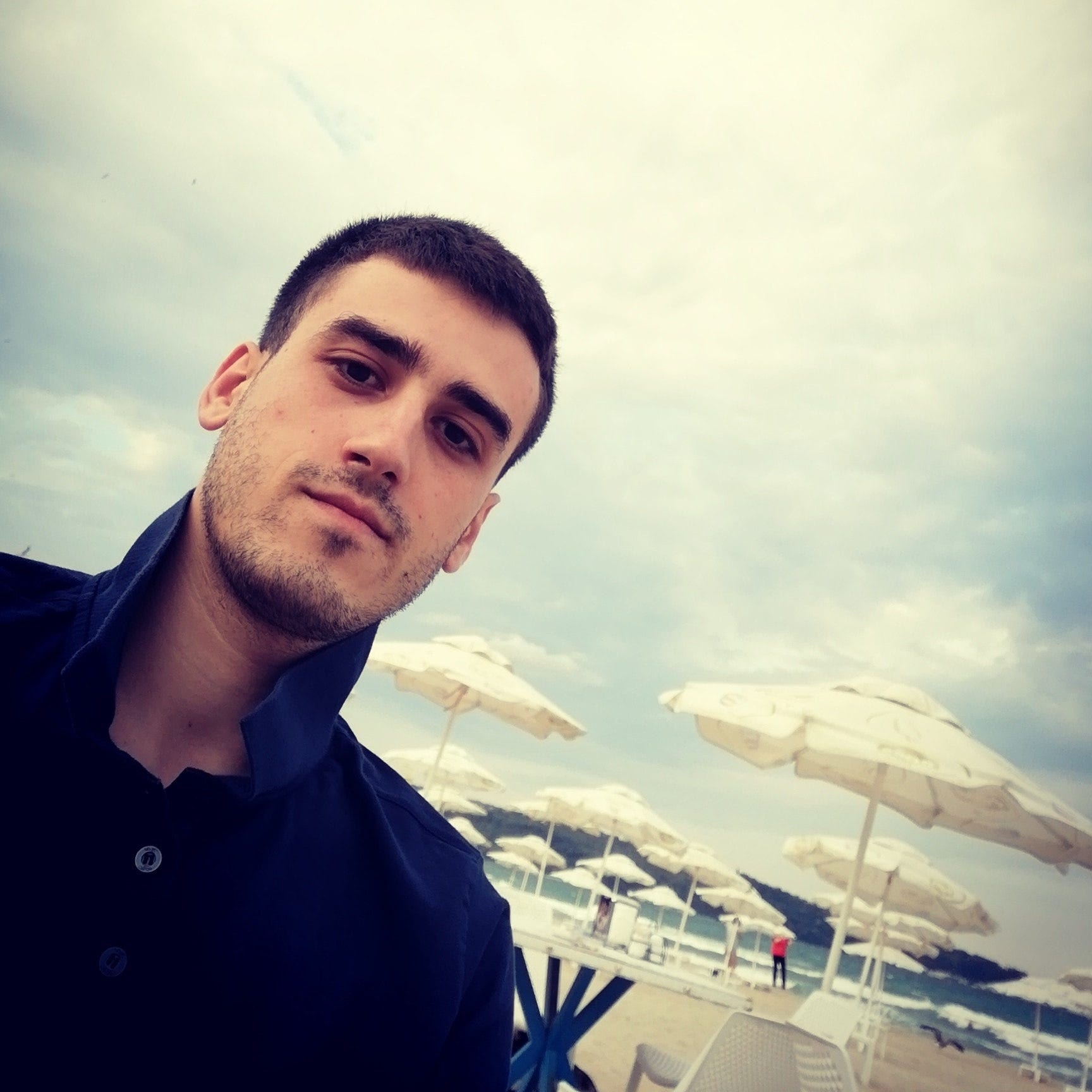 Viktor Dzhambazov – Medium