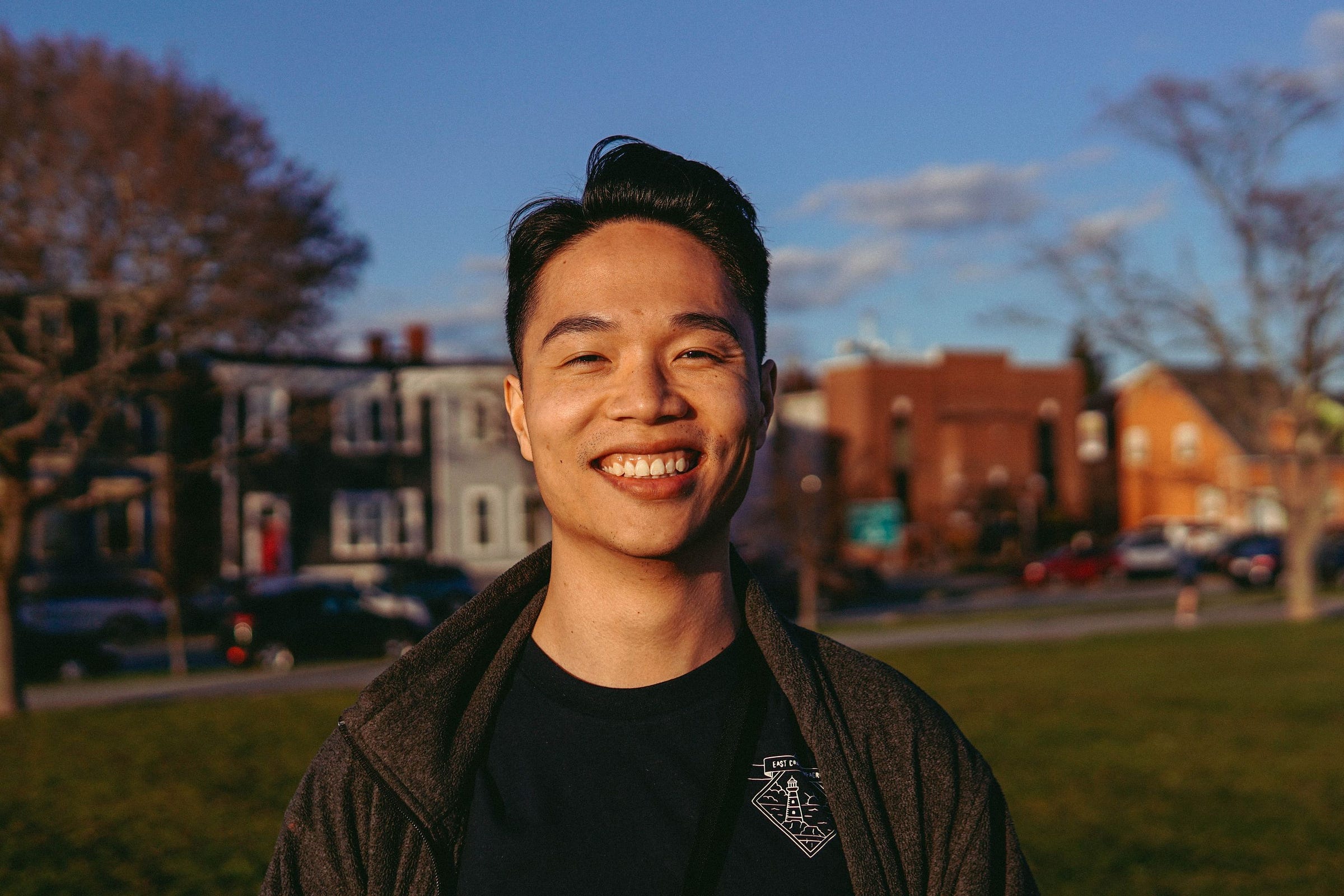 Ernest Hui – Medium