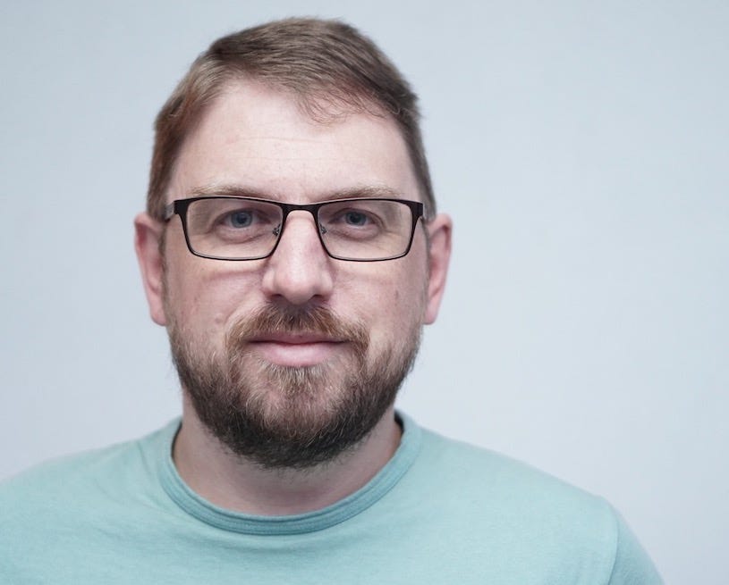Garth Williams – Medium