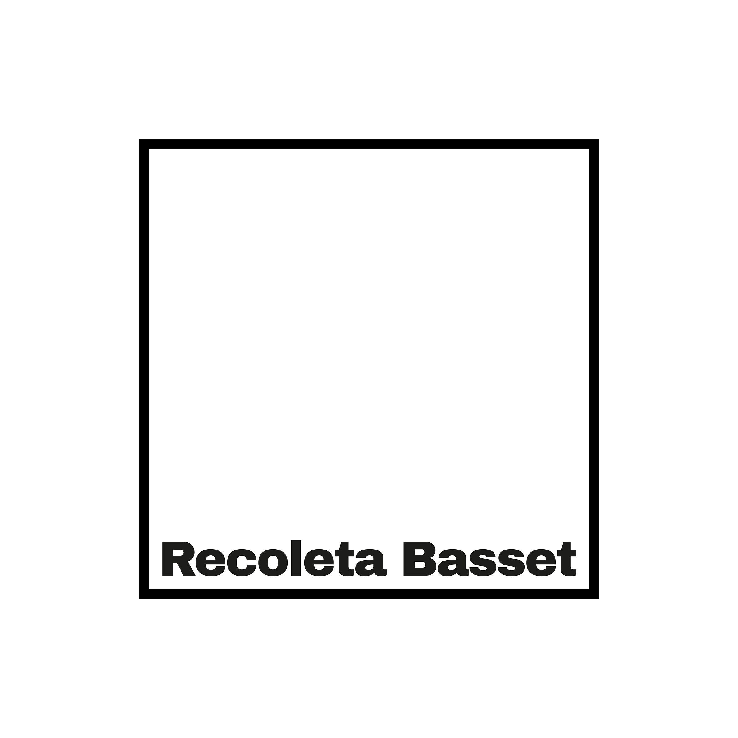 Recoleta Basset – Medium