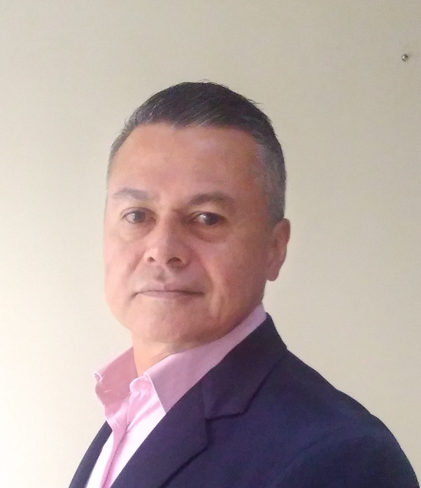 Elio Cortes Medium