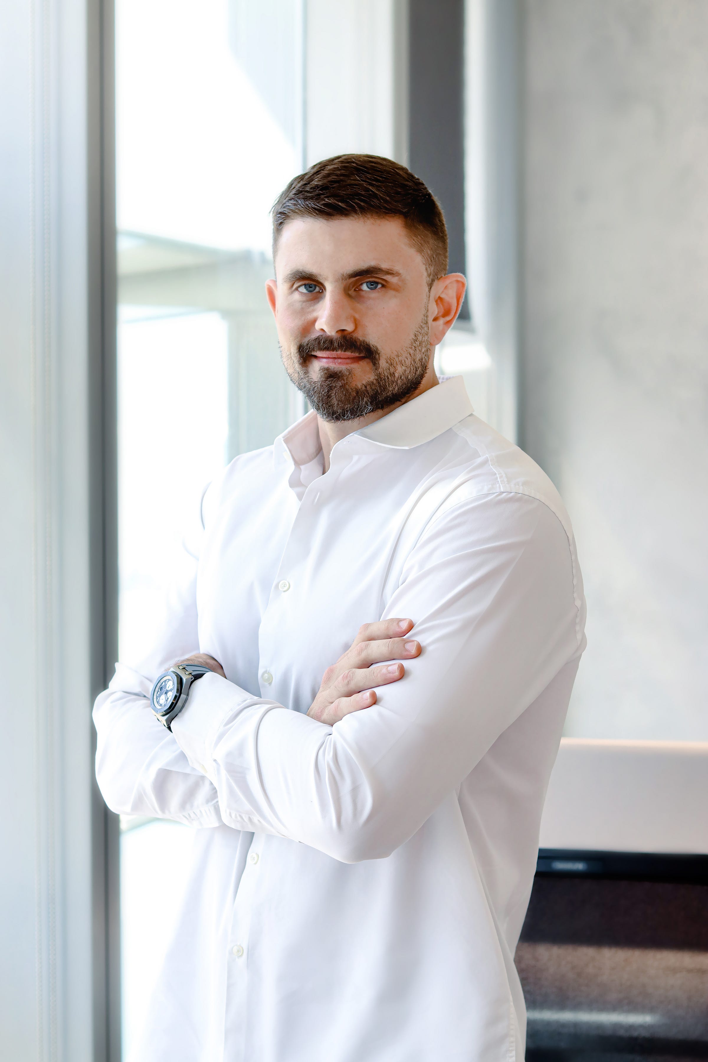 Alexander E Debare – Medium