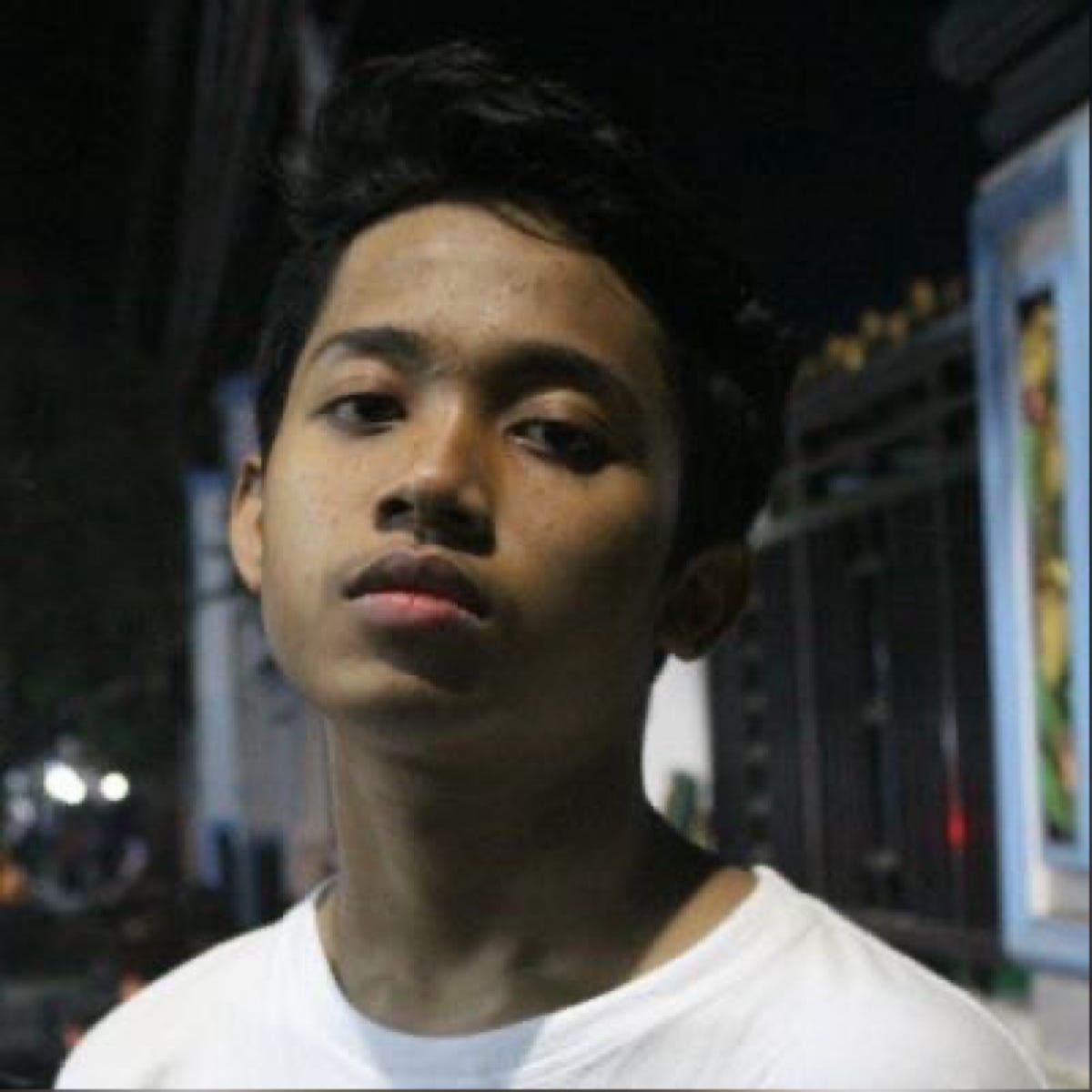 Dika Brian – Medium