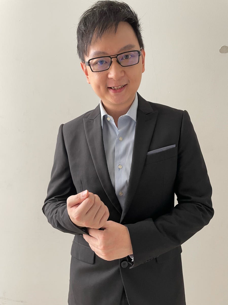 Darren Loke – Medium