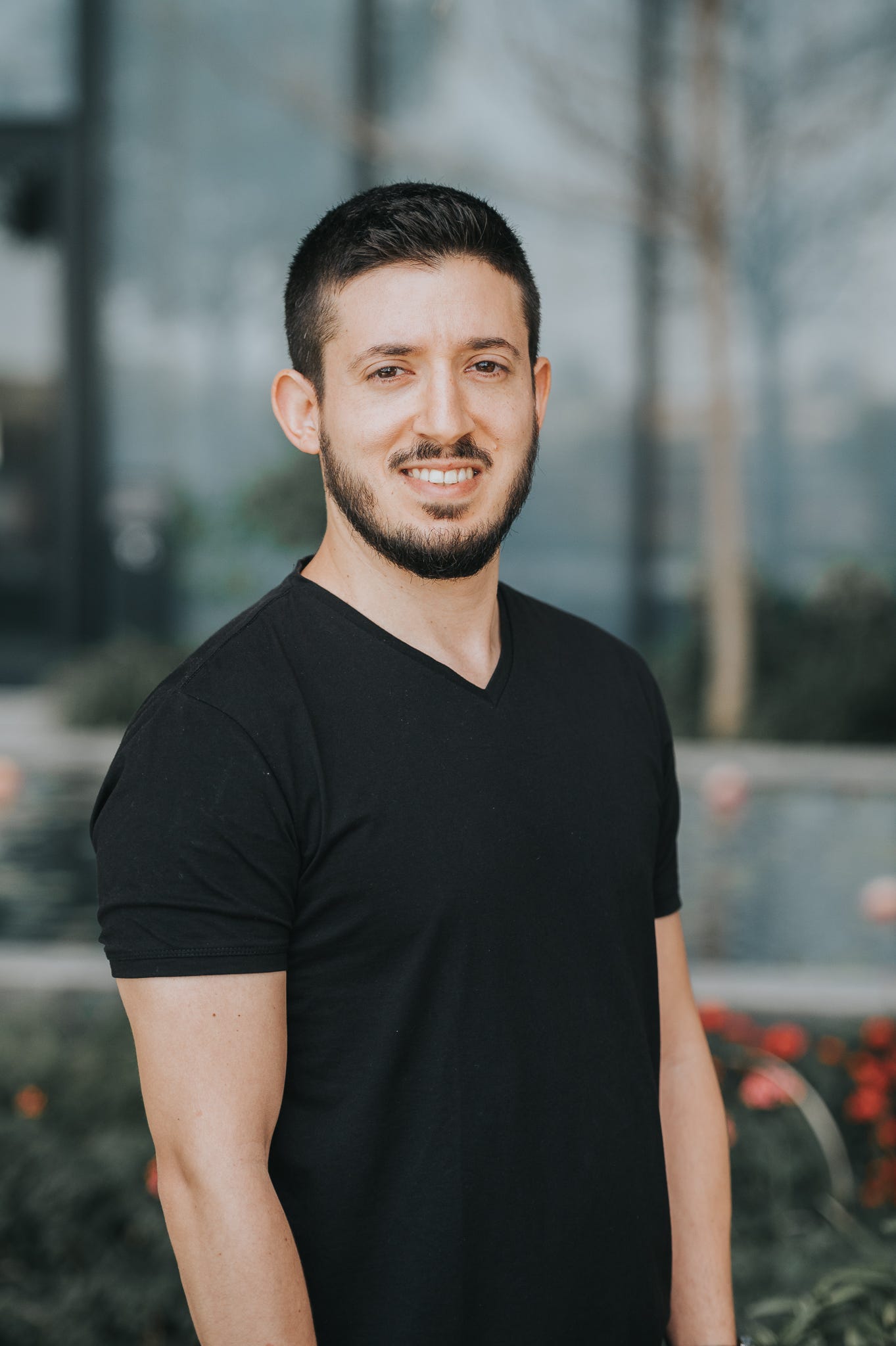 Tzahi Ariel – Medium