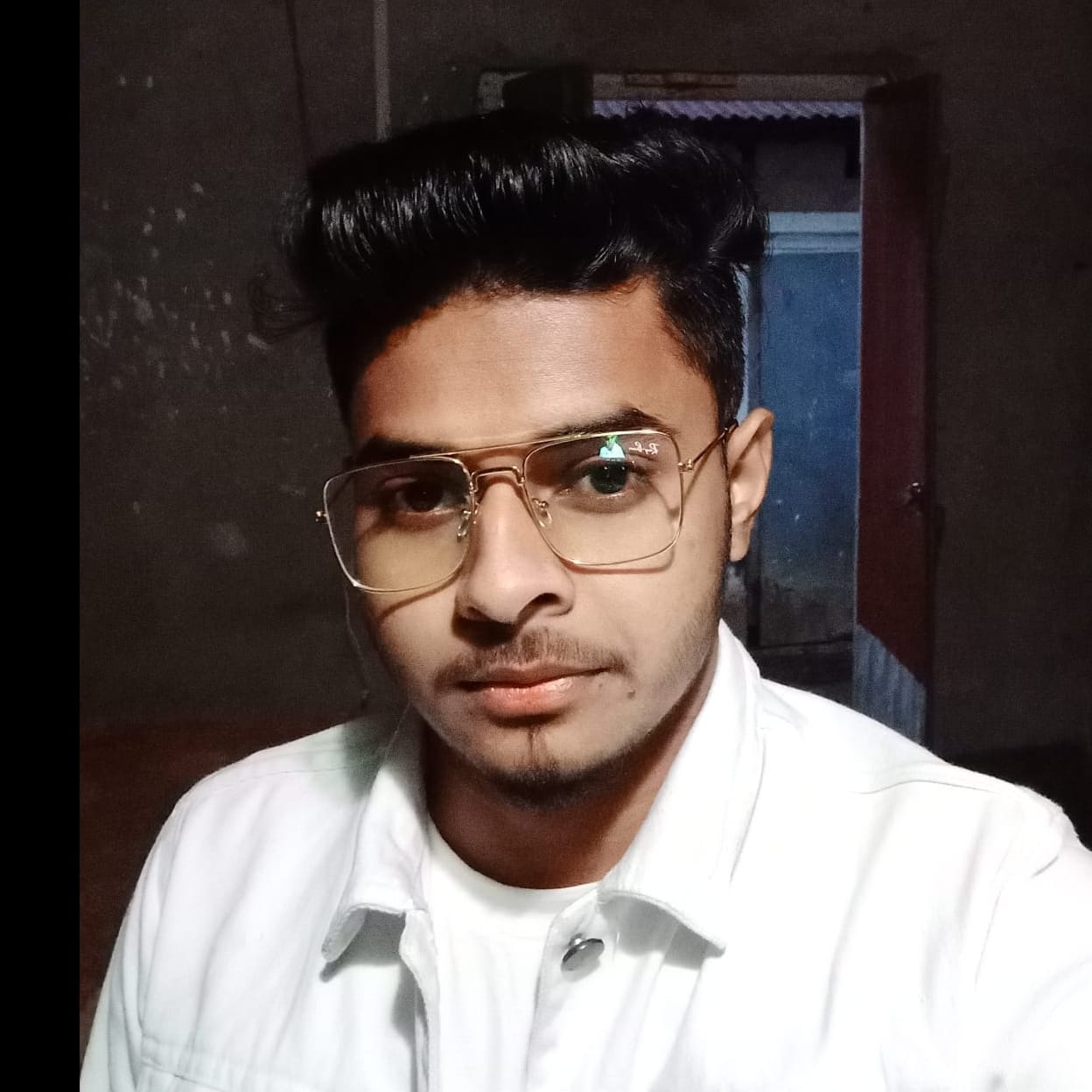 Rekibur Uddin – Medium