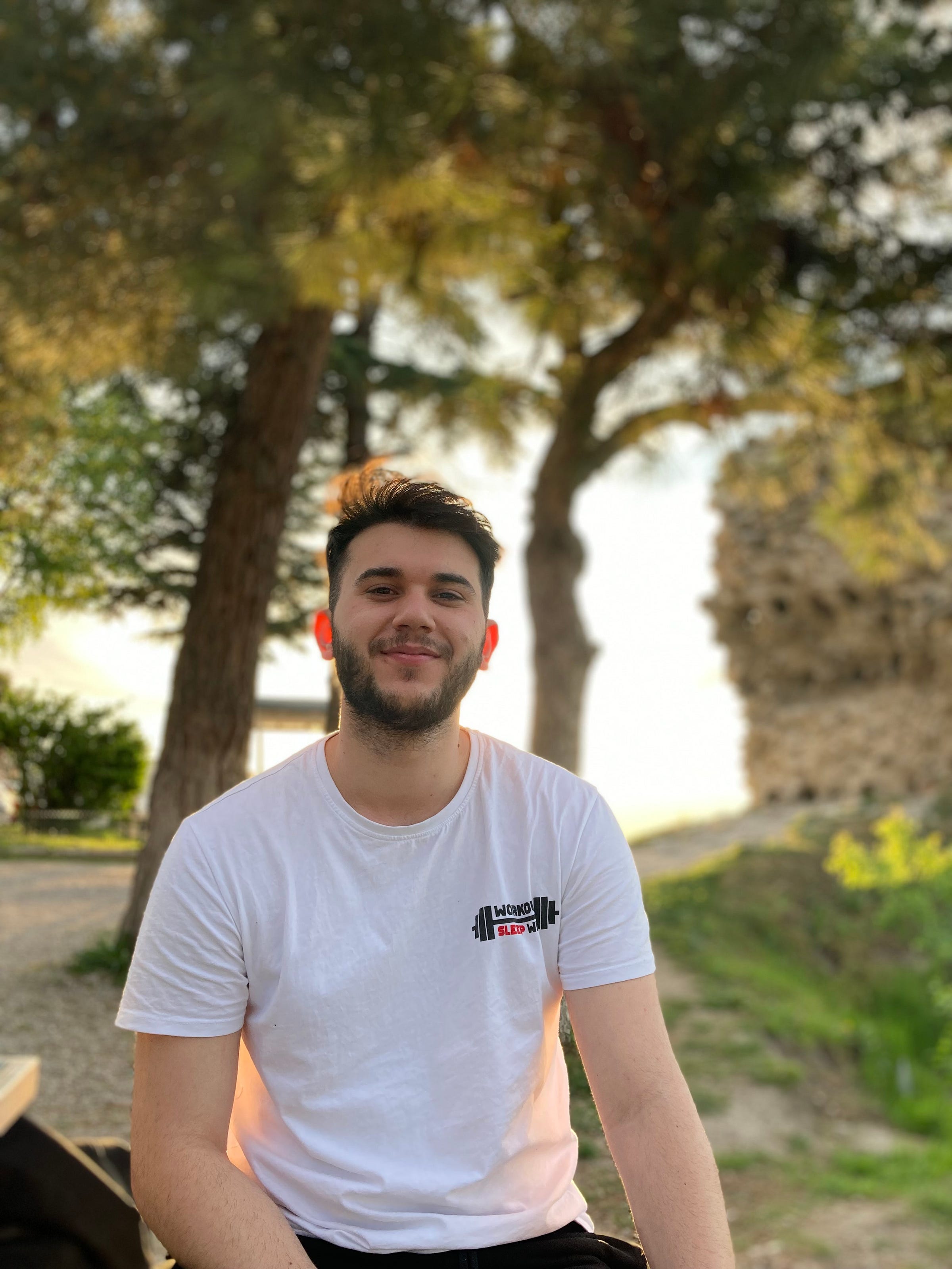 Erdogan Yesil – Medium