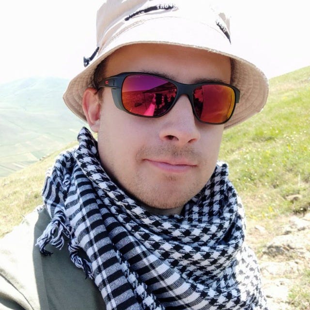 Evgeniy Radchenko – Medium