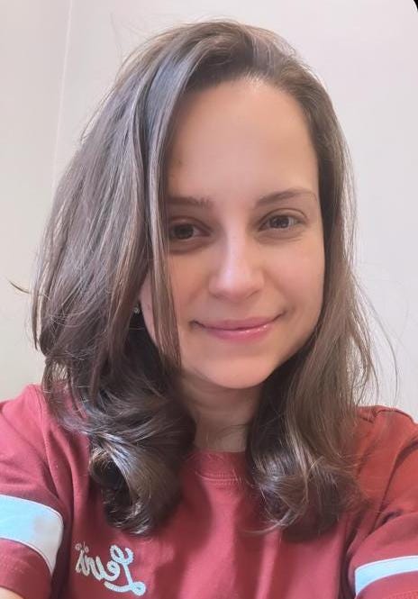 Debora Jardim – Medium