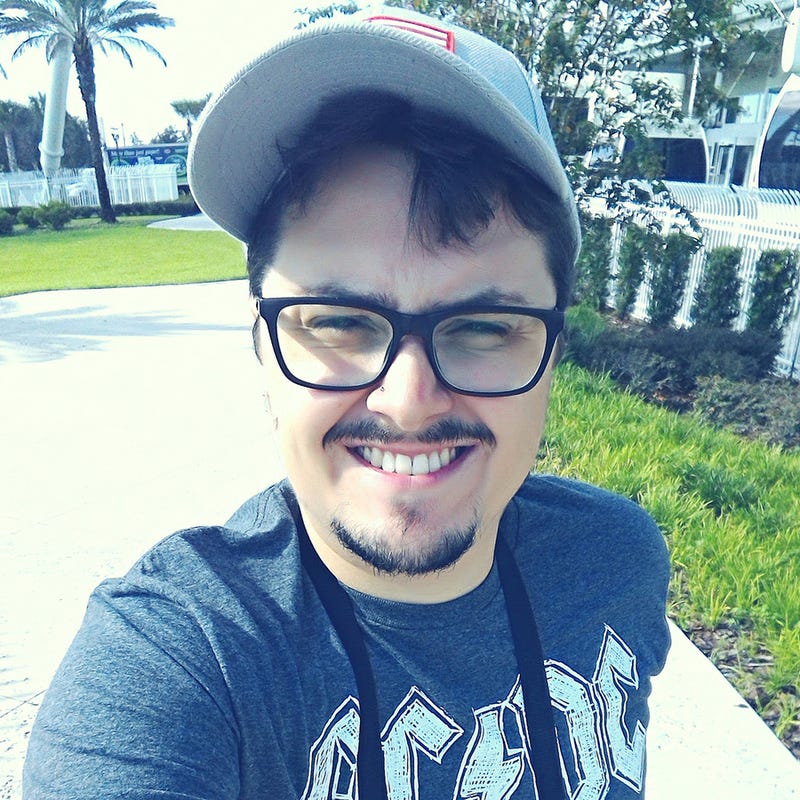 Junior Grossi – Medium