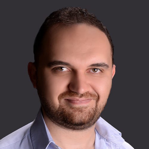 Ulas Sarper – Medium
