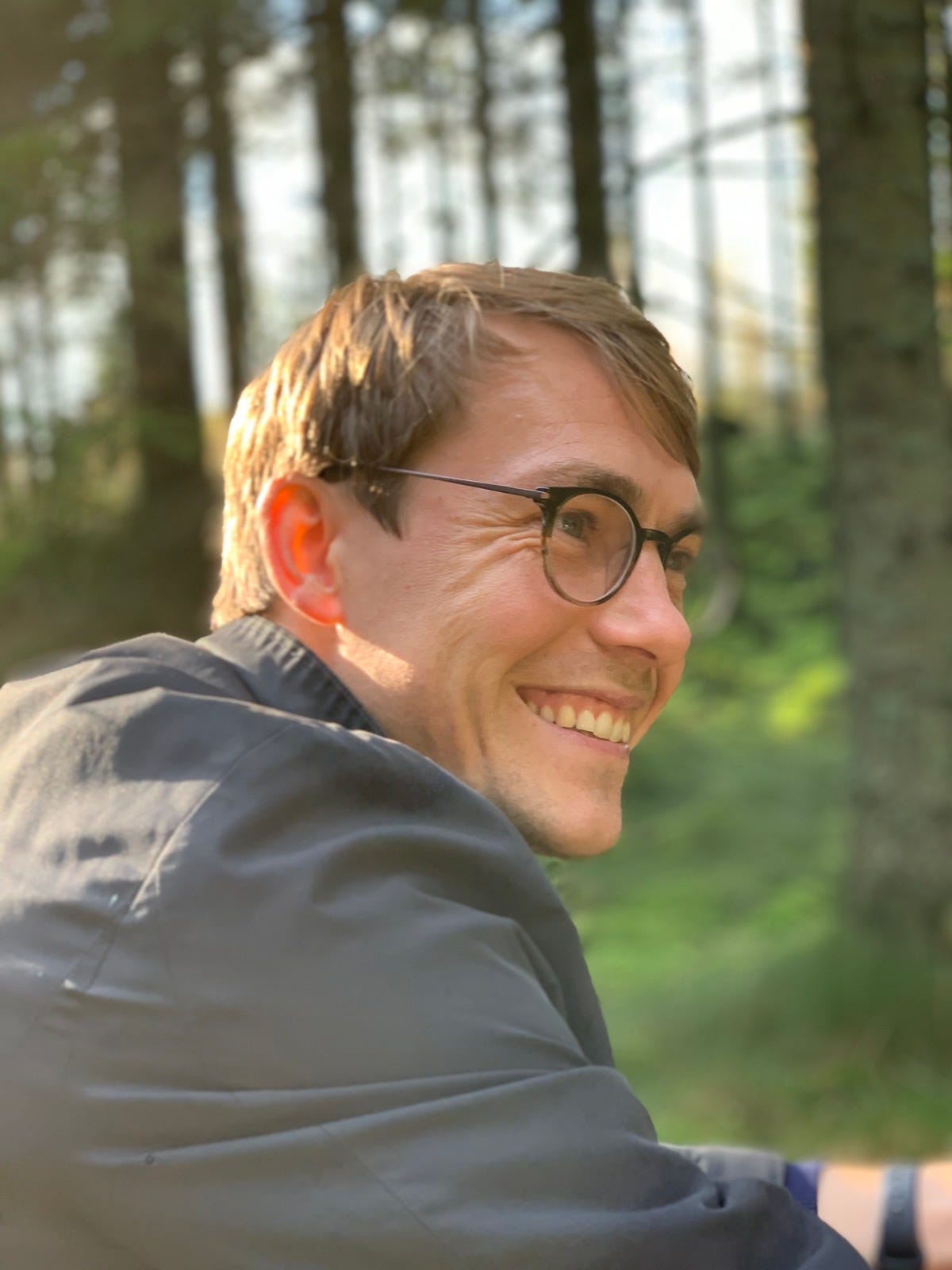 Asger Stone – Medium