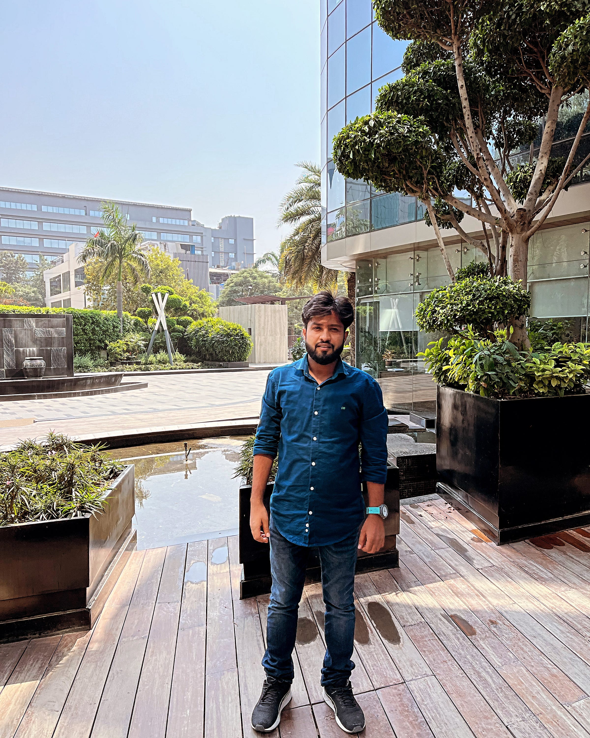 Rishi Raj – Medium