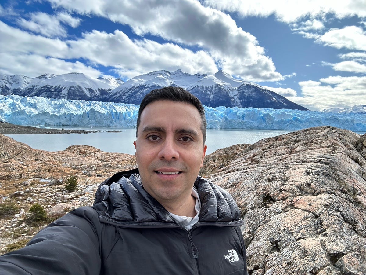 Mario Batres – Medium