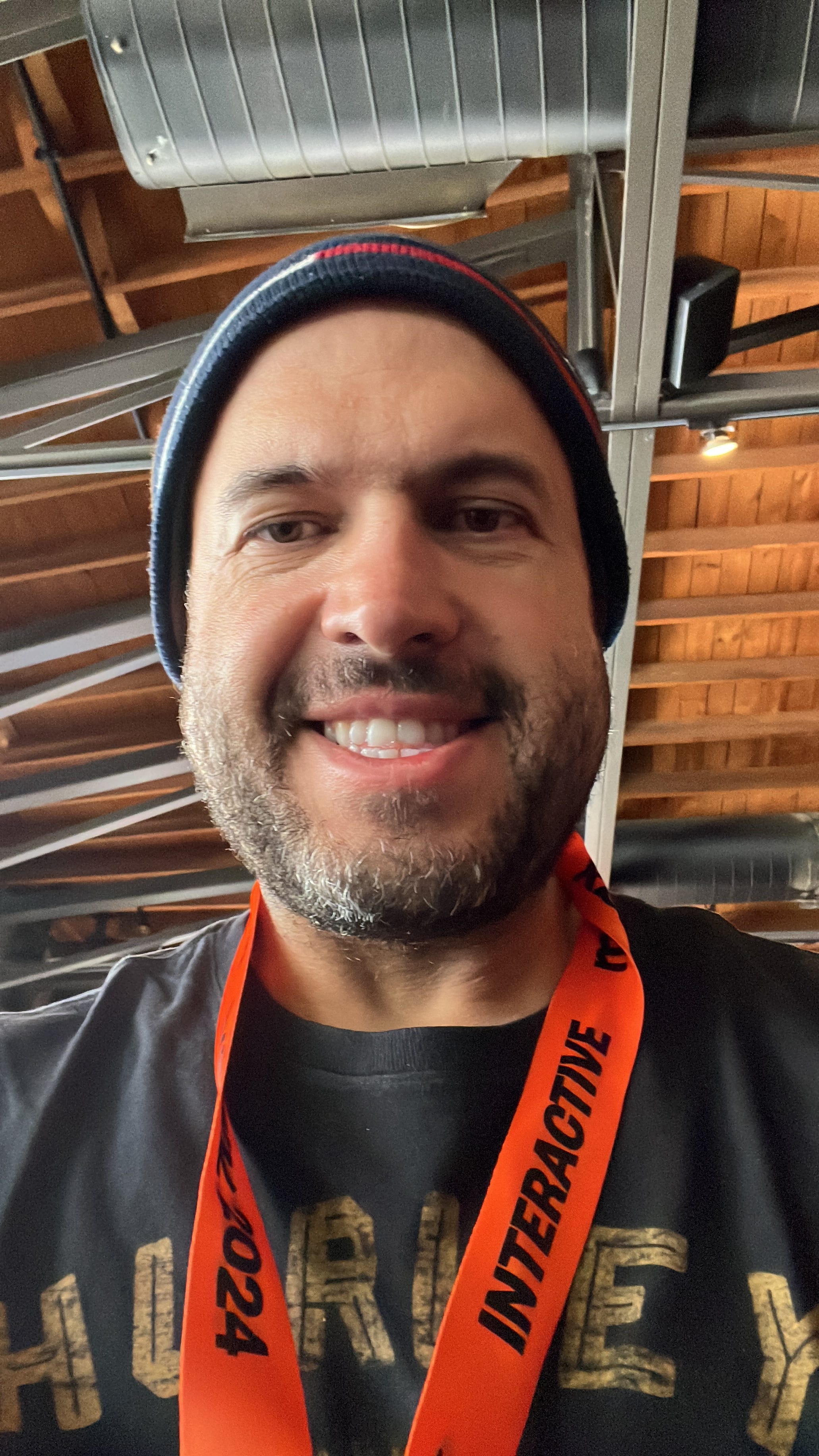 Antonio Gilson M. de Souza Jr. – Medium