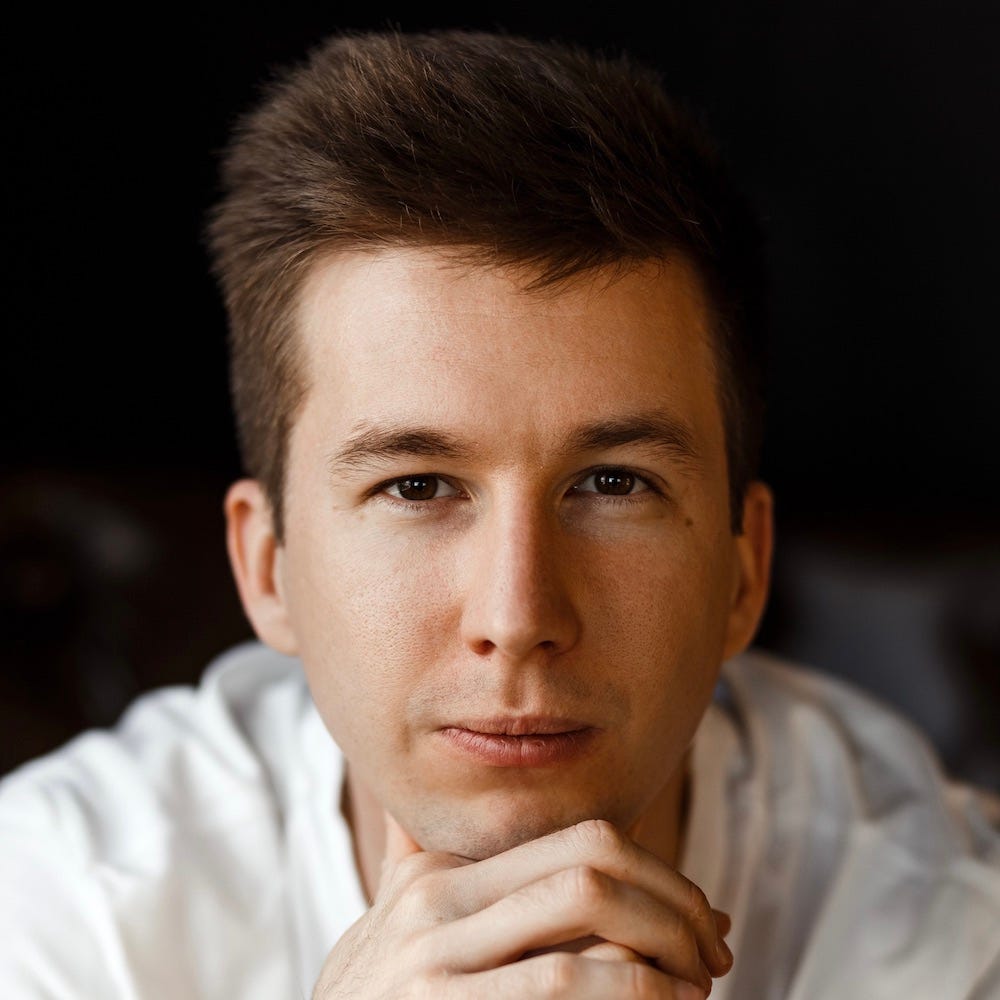 Artem Lanovyy – Medium
