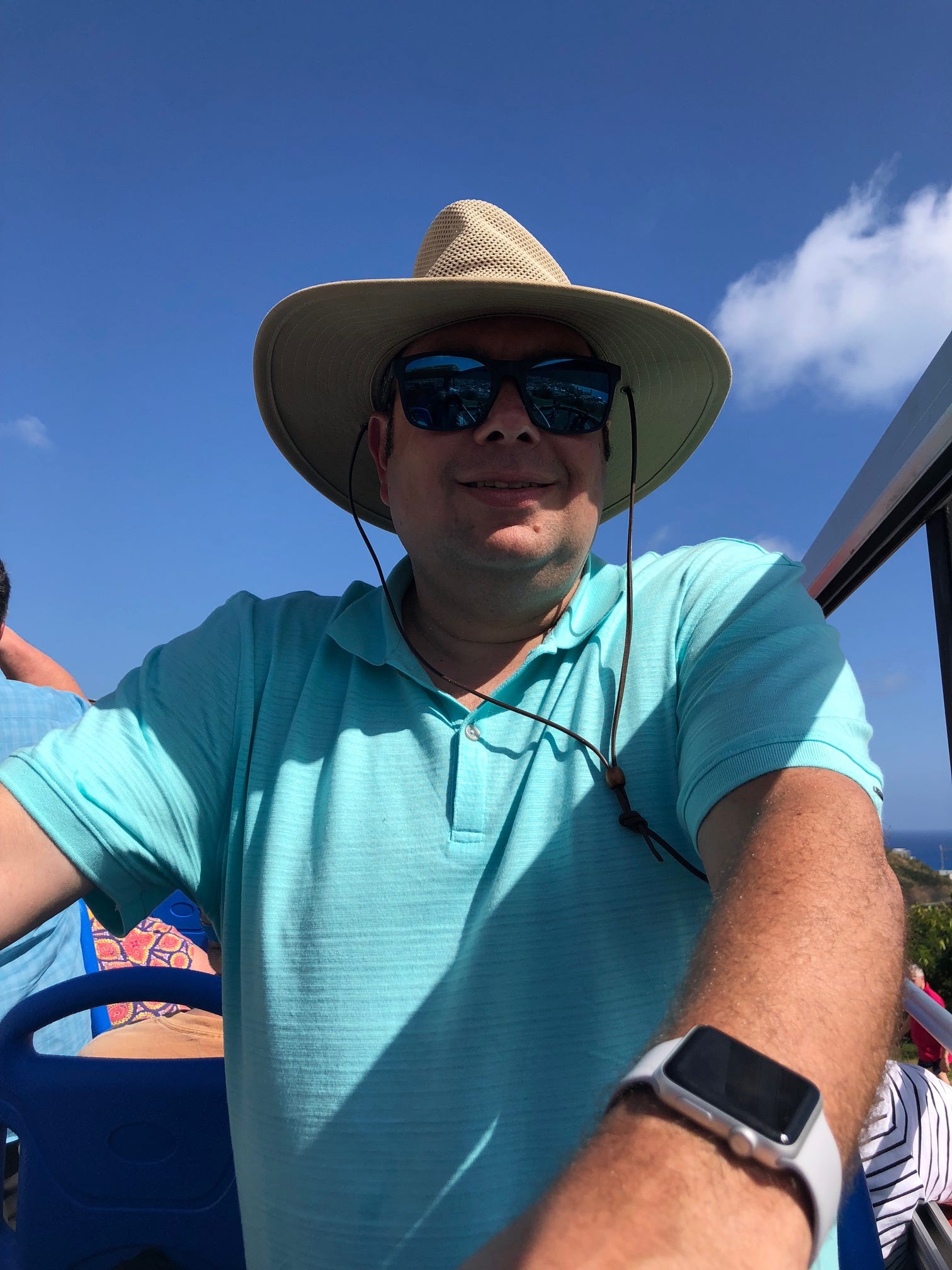 Mark Broderick – Medium