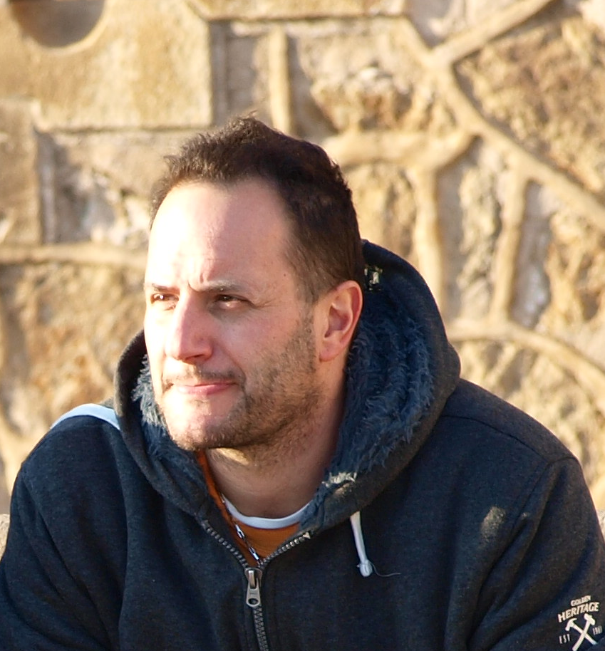 Laurent Ongaro – Medium