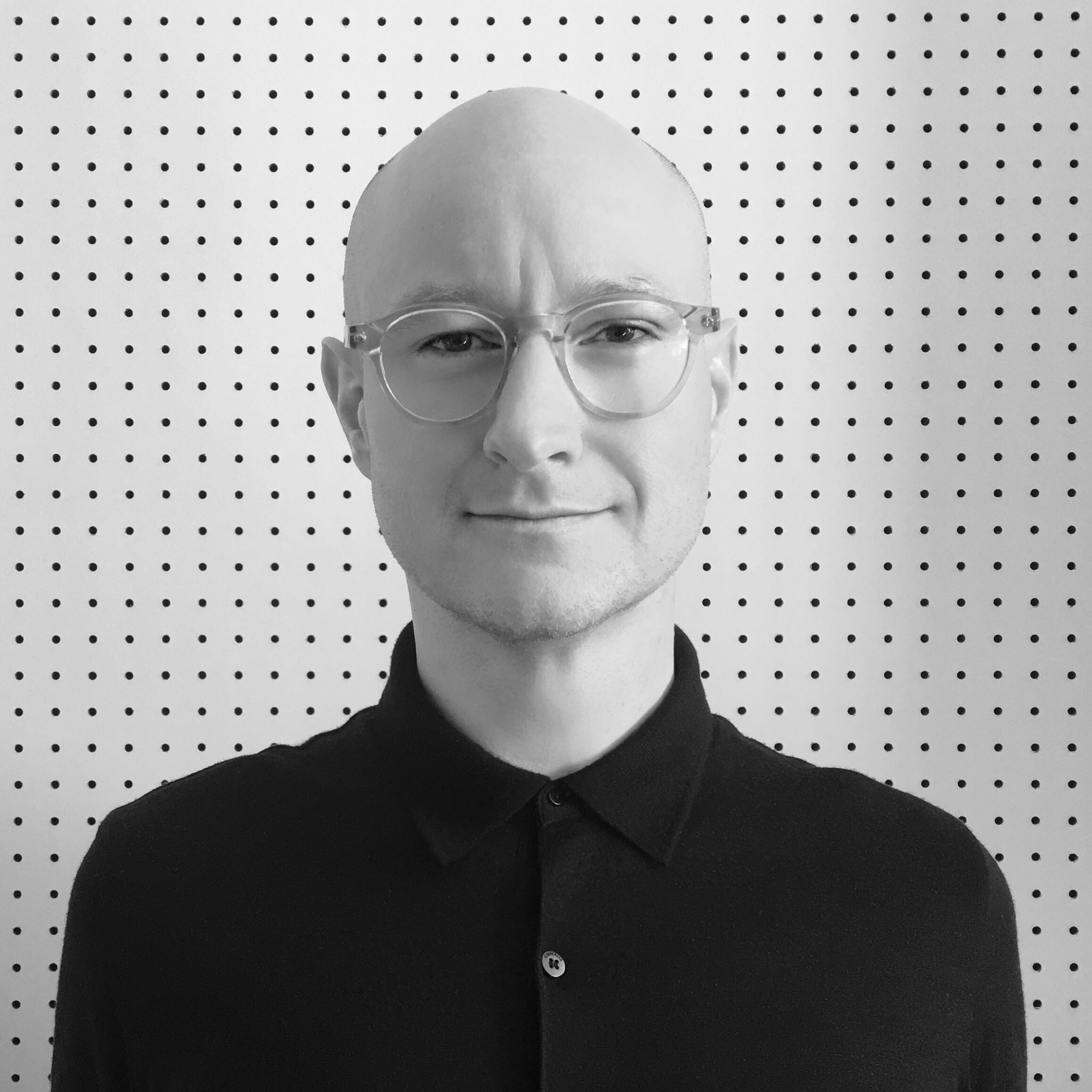 SPIDER Ron Entwistle – Medium