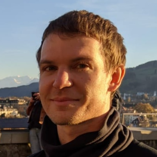Peter Piontek – Medium