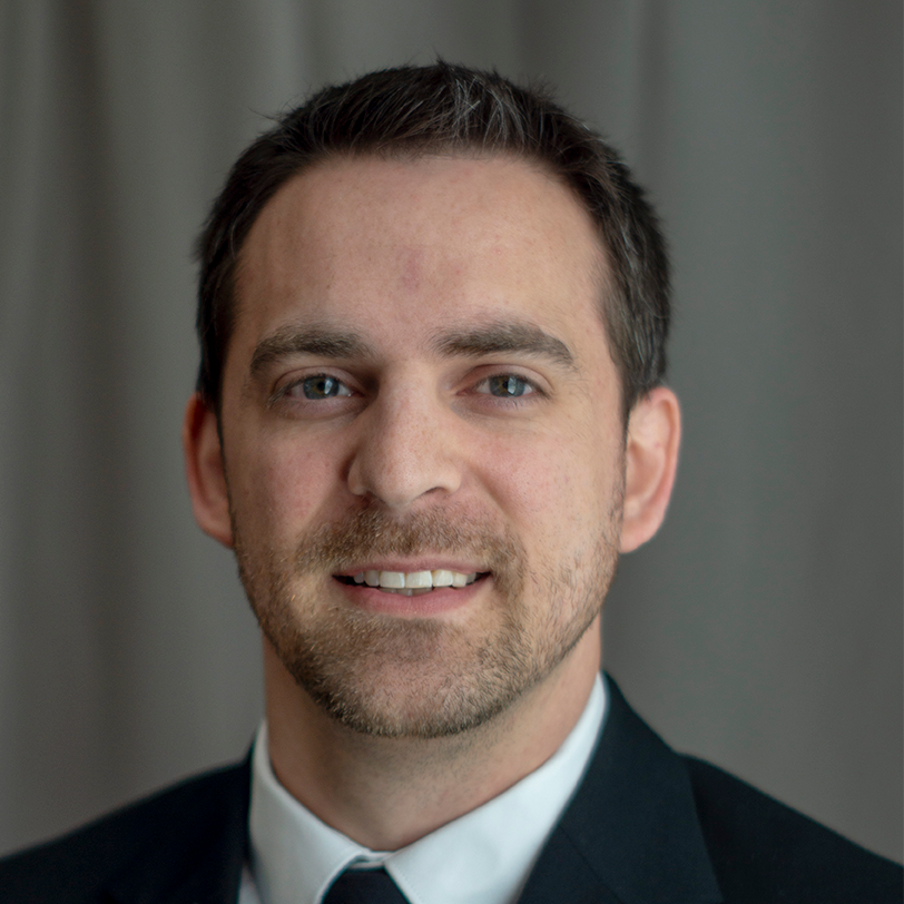 Justin Lynch – Medium