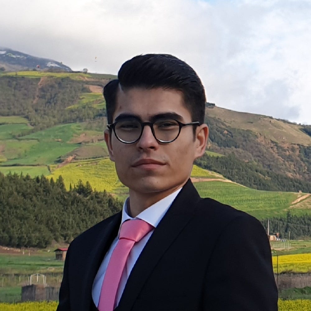 Erfan Zarafshan – Medium