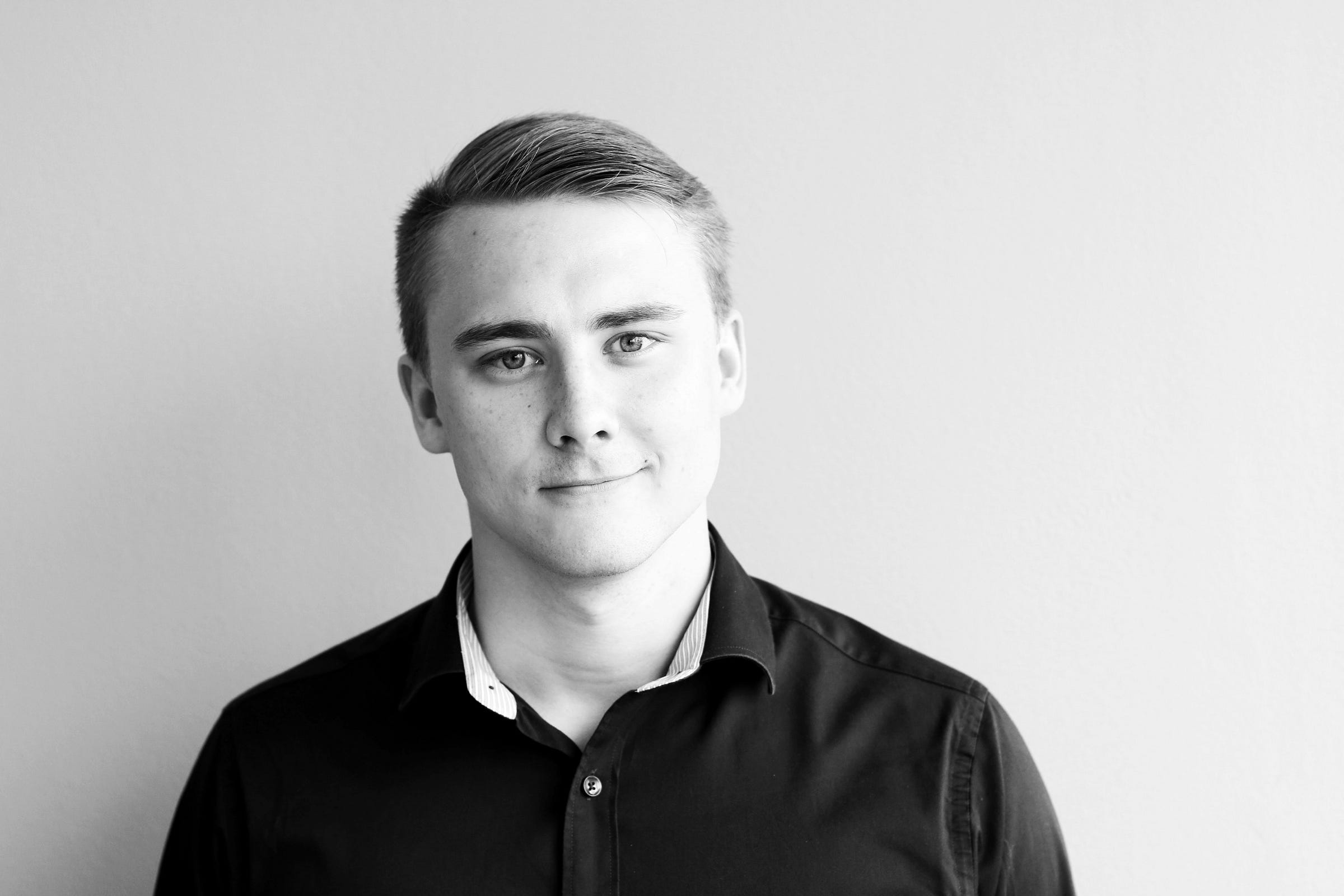 Ville Halminen – Medium