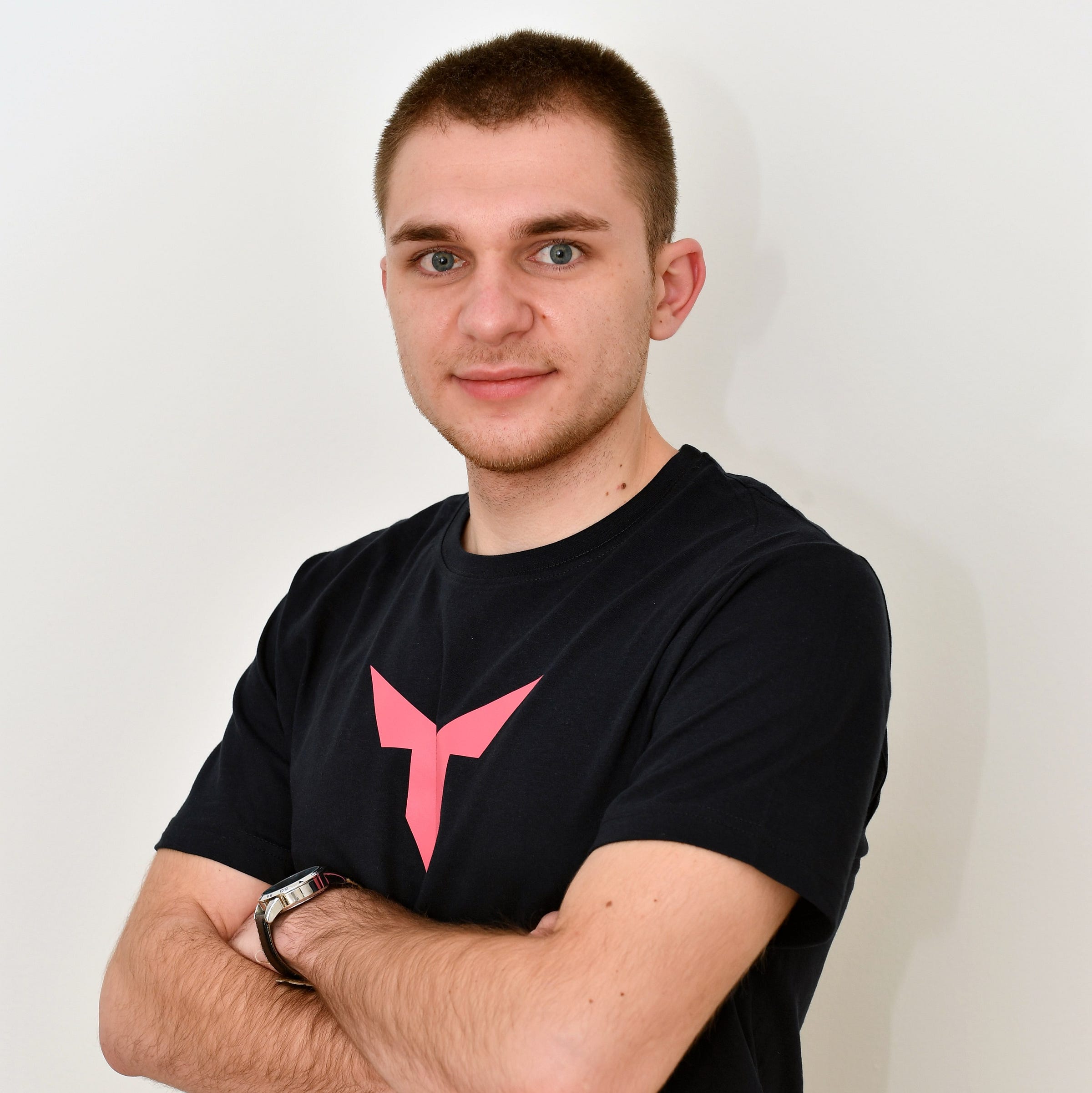 Miljan Simonovic – Medium