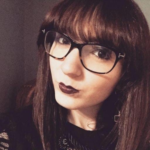 Julia Alexander – Medium