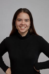 Olga Nedelcu – Medium