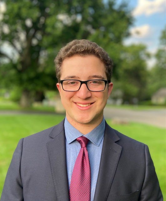 Sam Essenfeld – Medium