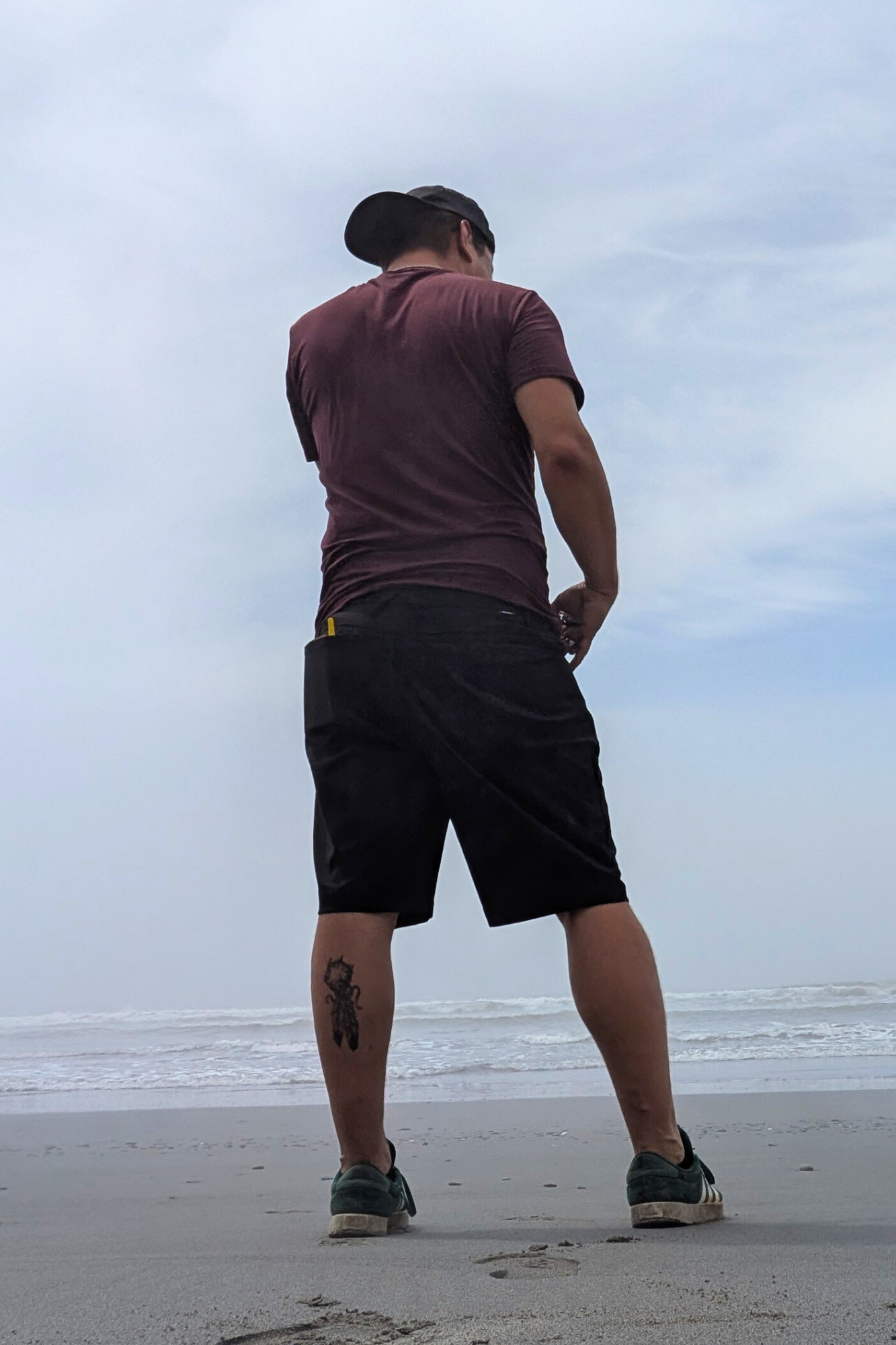Alex Hawkins – Medium