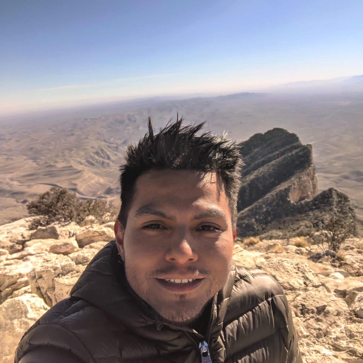 Jonathan Martin Pisfil on Medium curated some lists