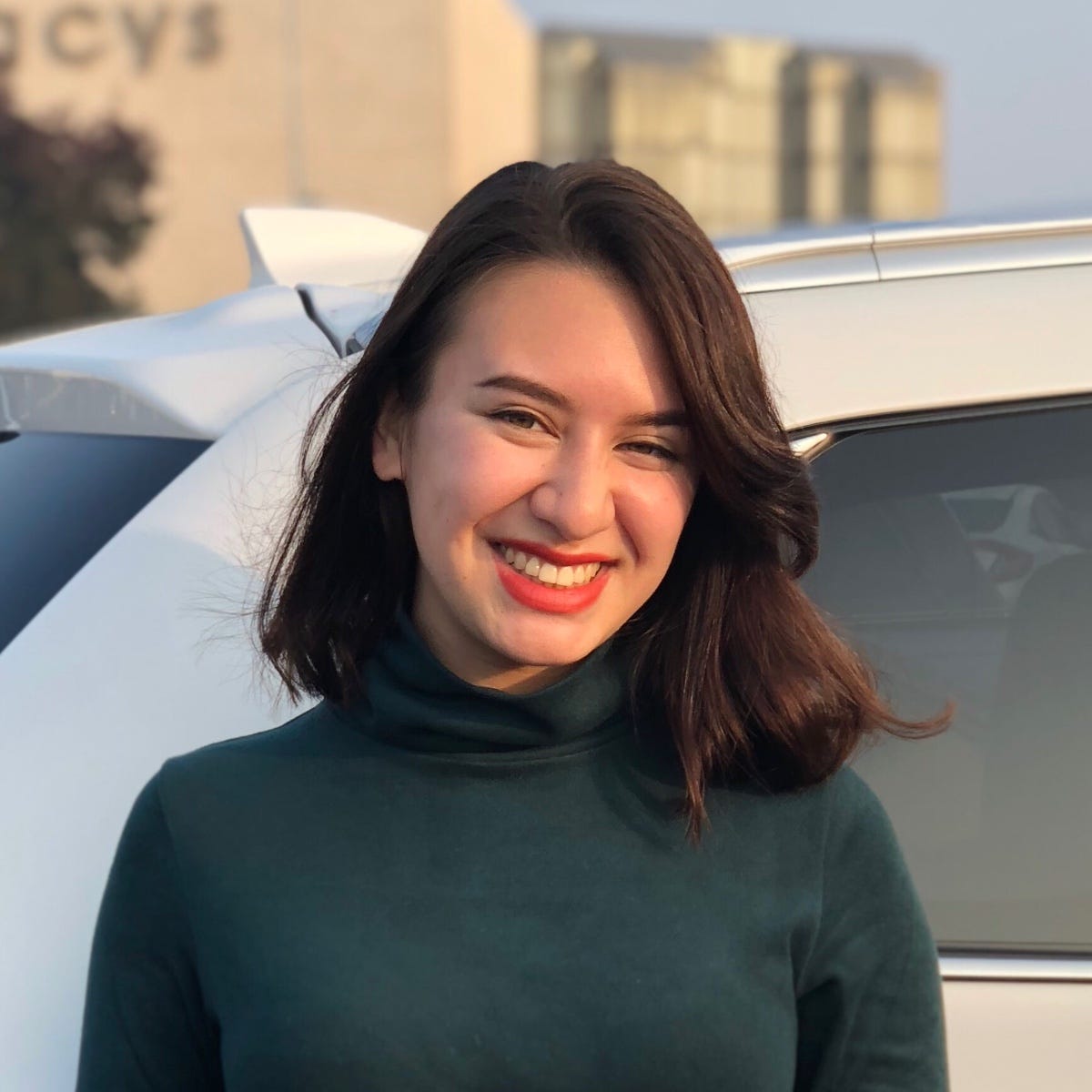 Romy Mastel – Medium