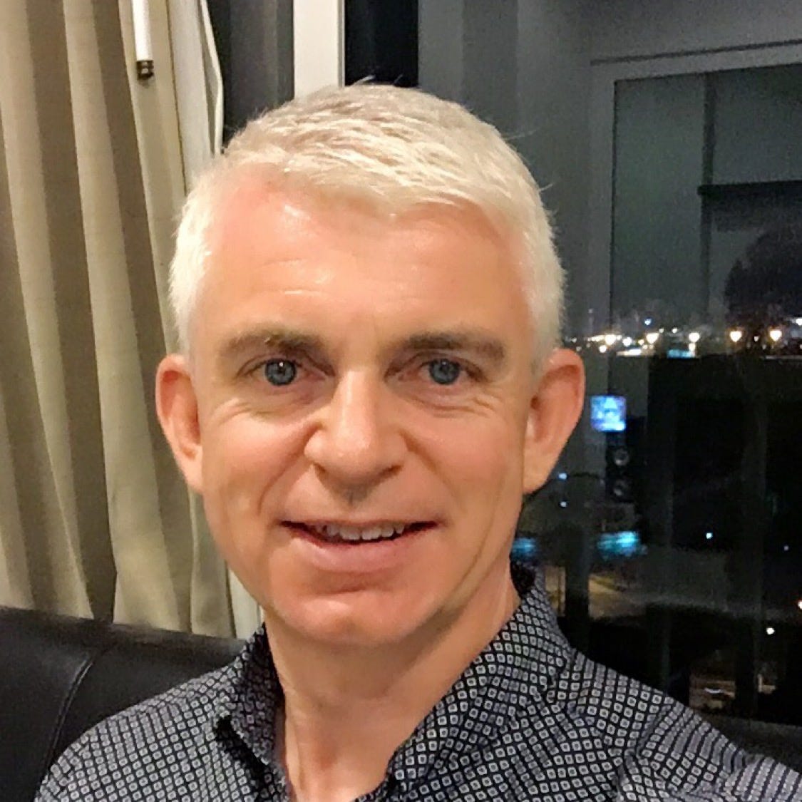 Simon C. Pitt – Medium