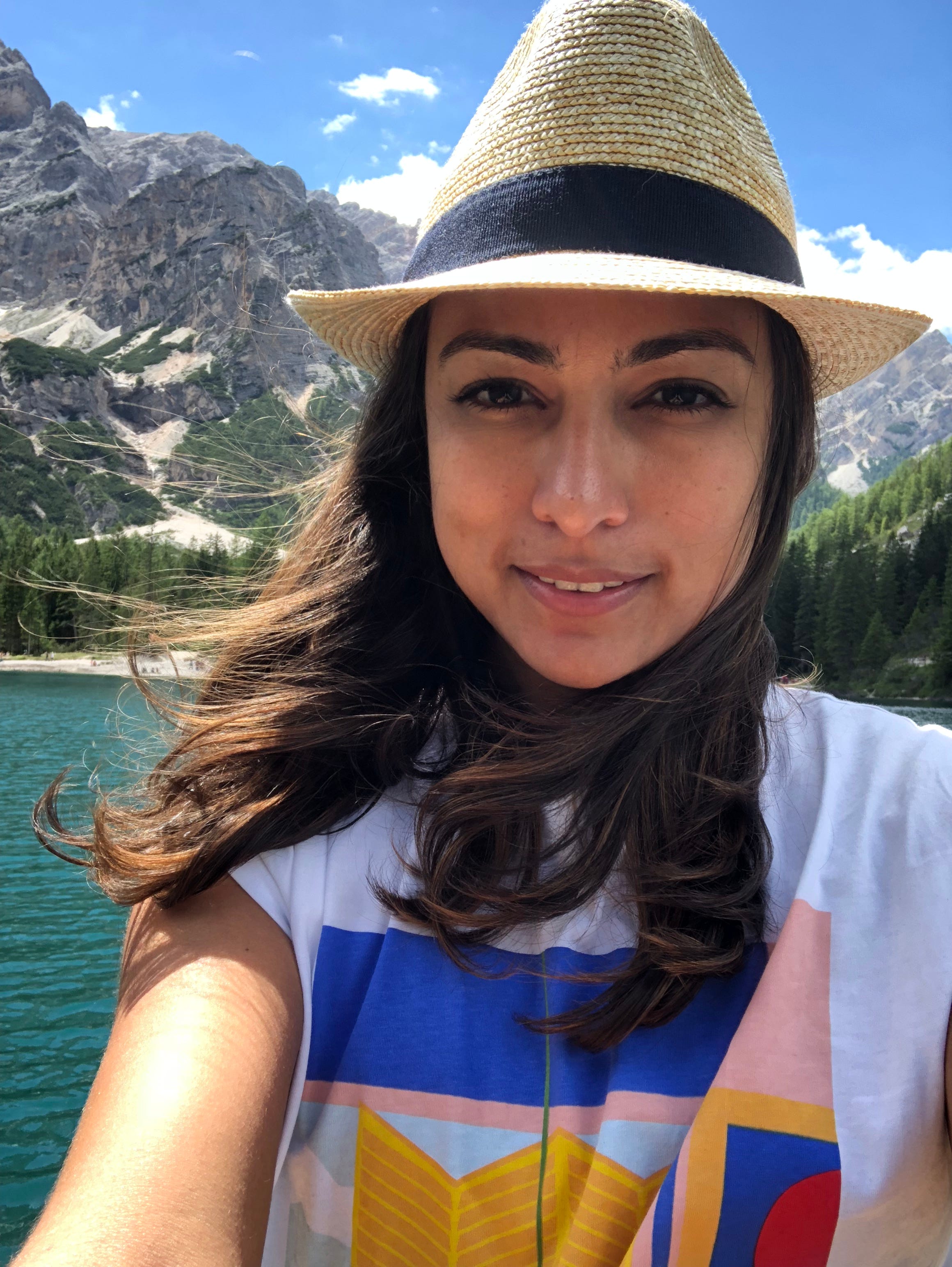 Stephanie Nicole Pérez – Medium