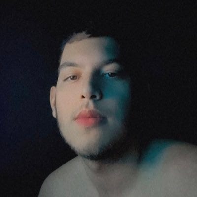 Lucas Paz – Medium