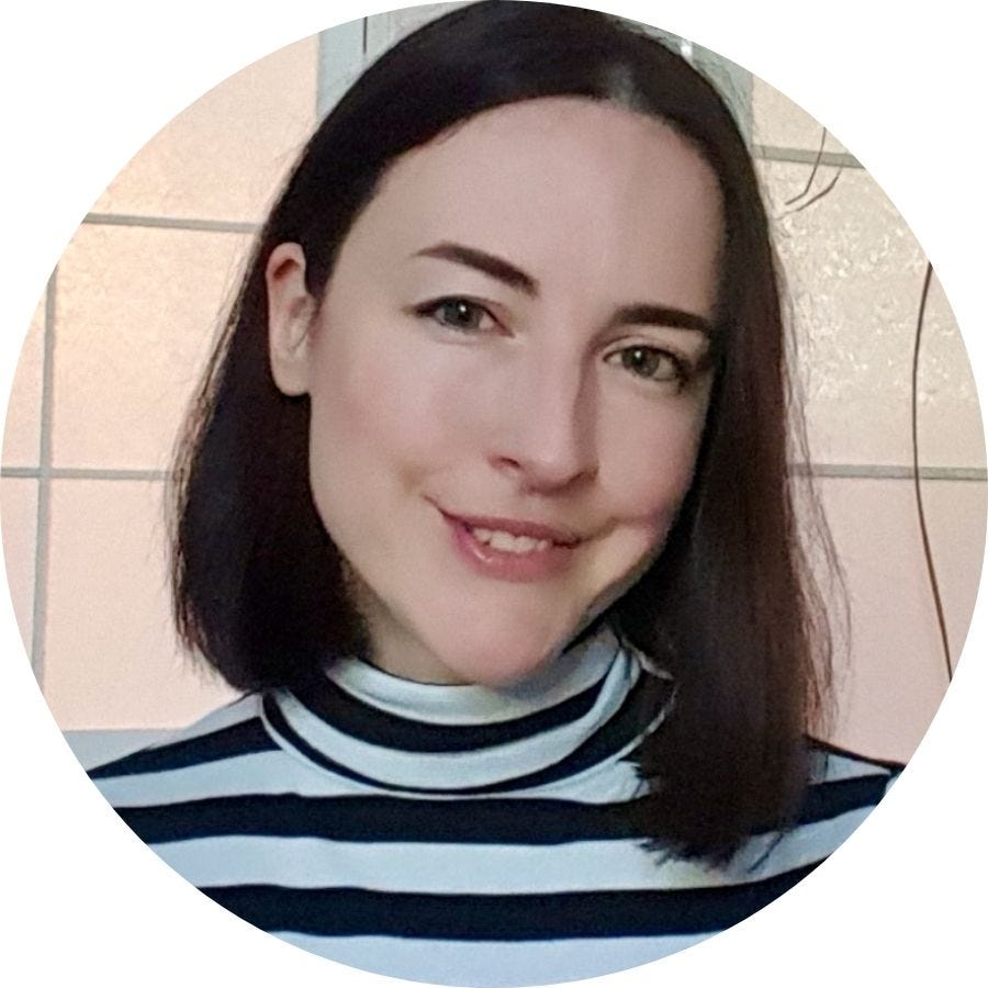 Cate Hardy – Medium