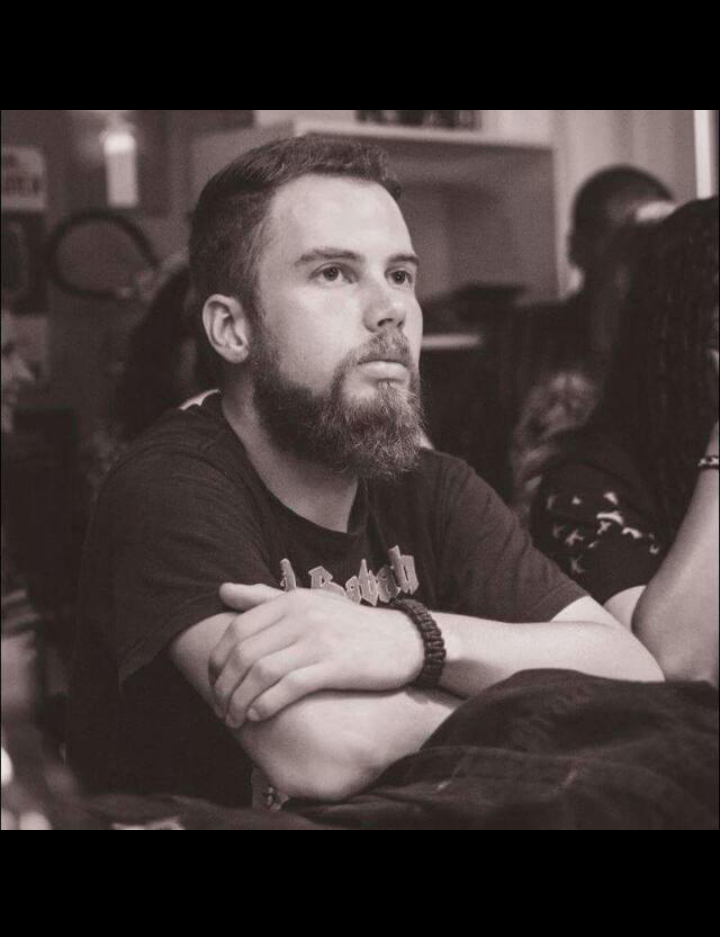 Alan Kramer – Medium
