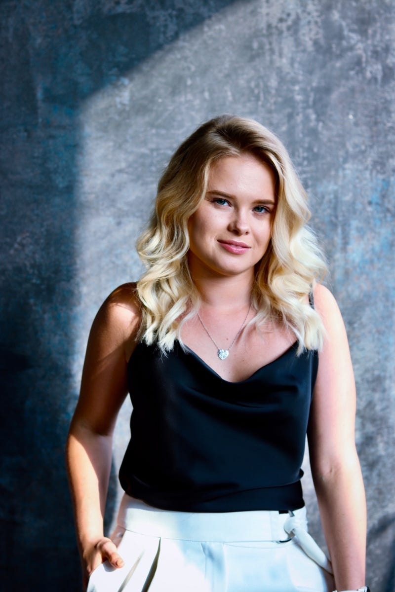 Iryna Pavlenko – Medium