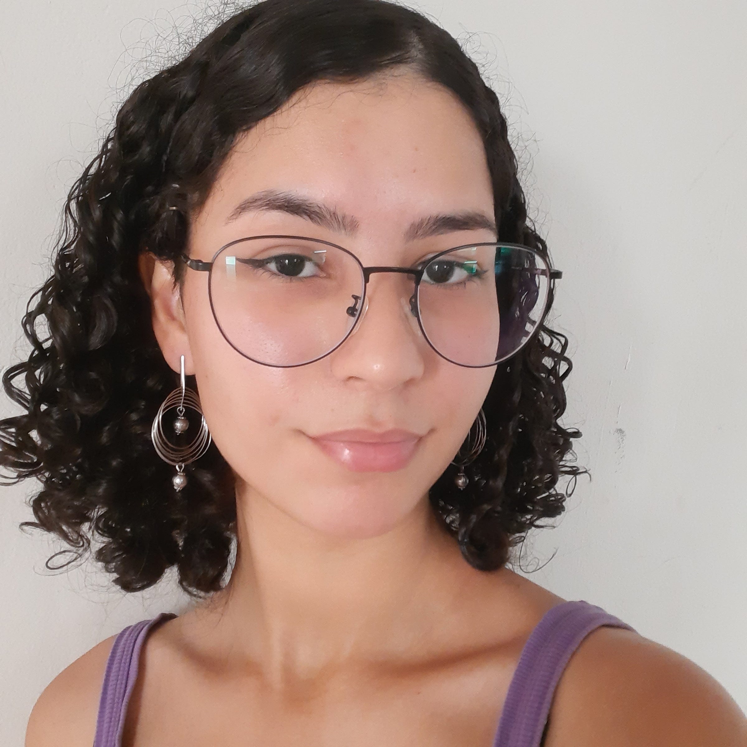Jennifer Oliveira – Medium