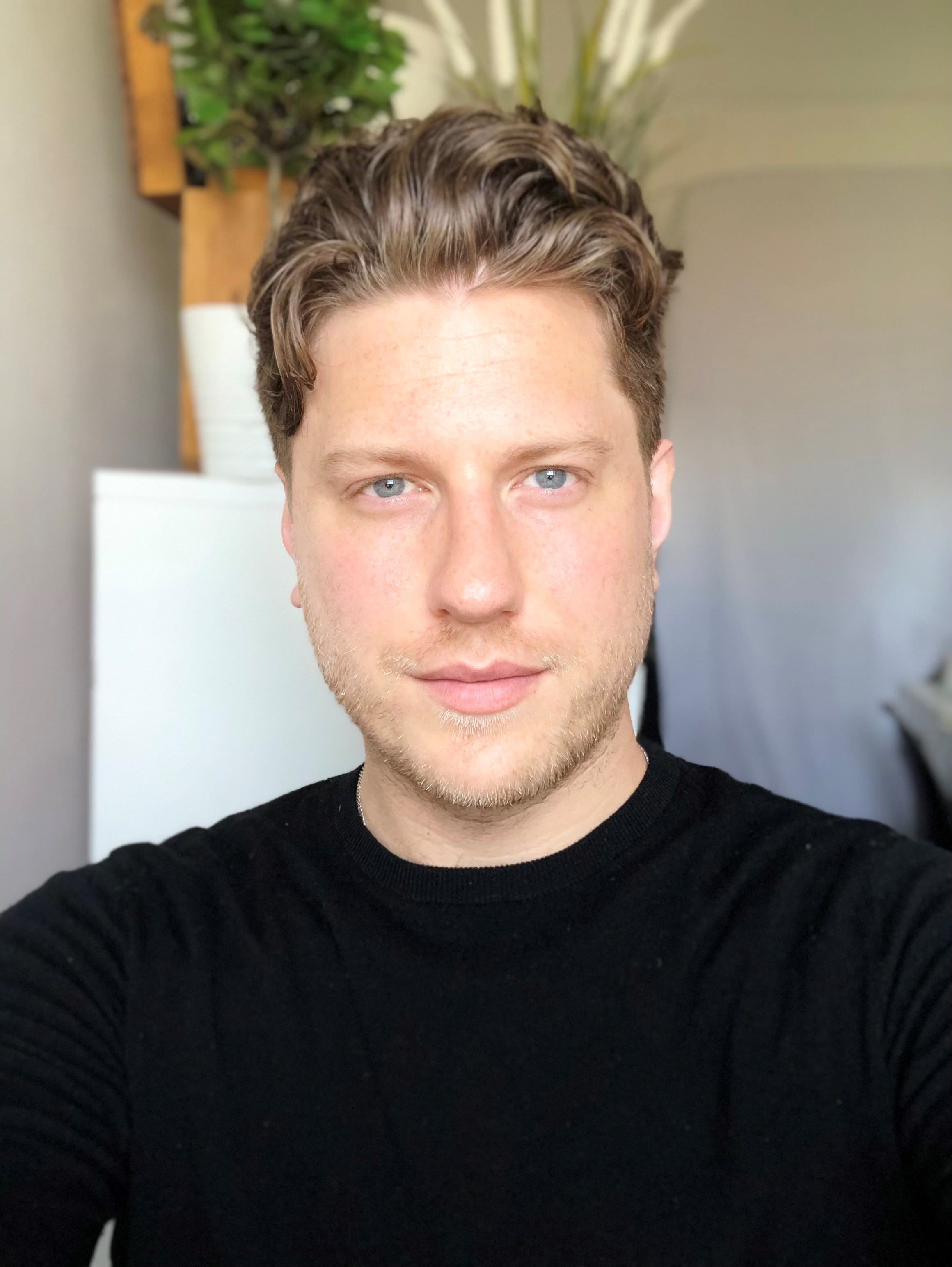 Tim Hintz – Medium