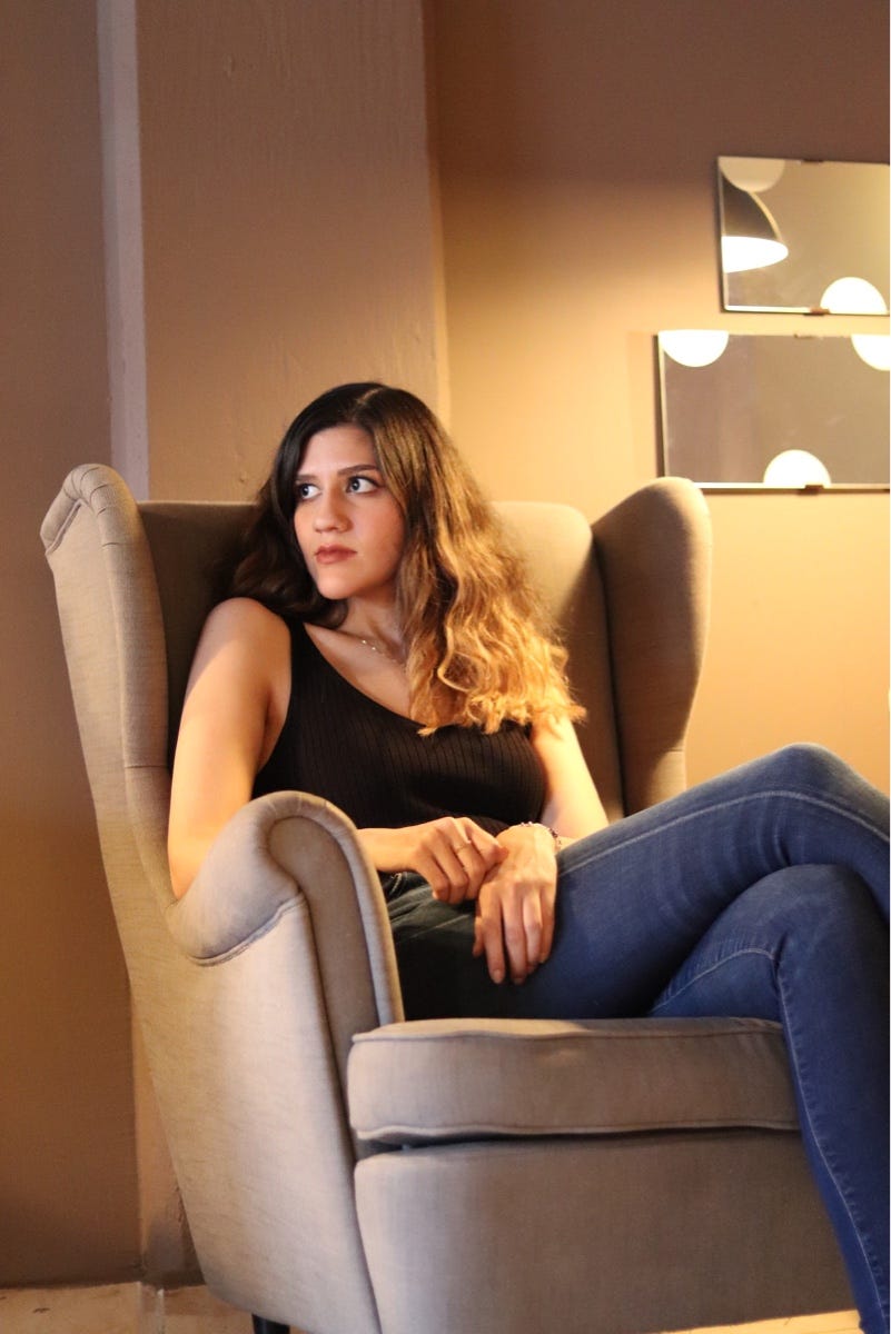 Ana Sofia – Medium