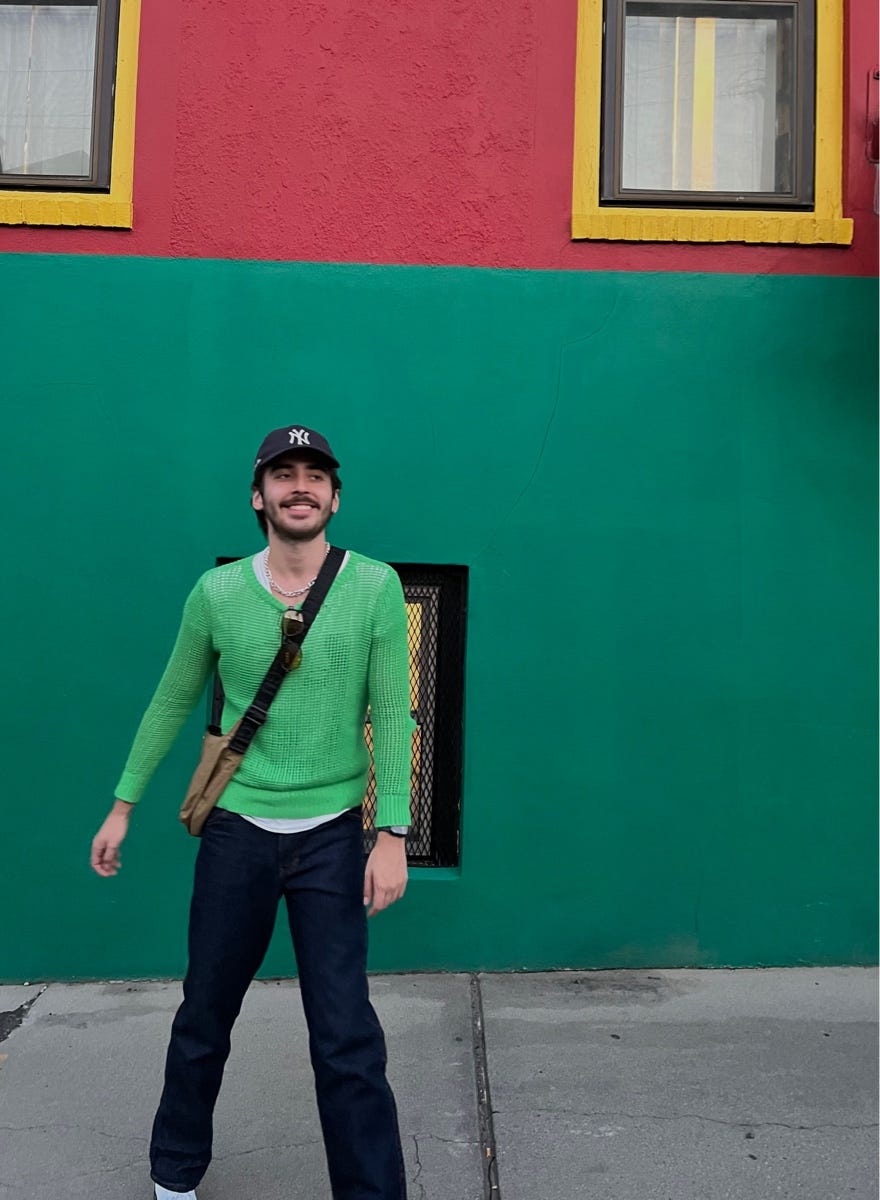 Charles Castro – Medium