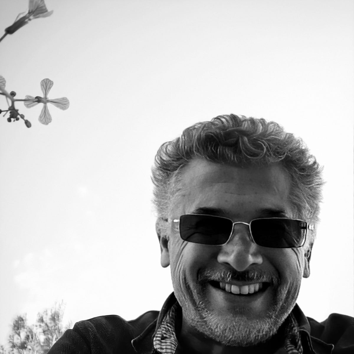 Huseyin Cetin – Medium