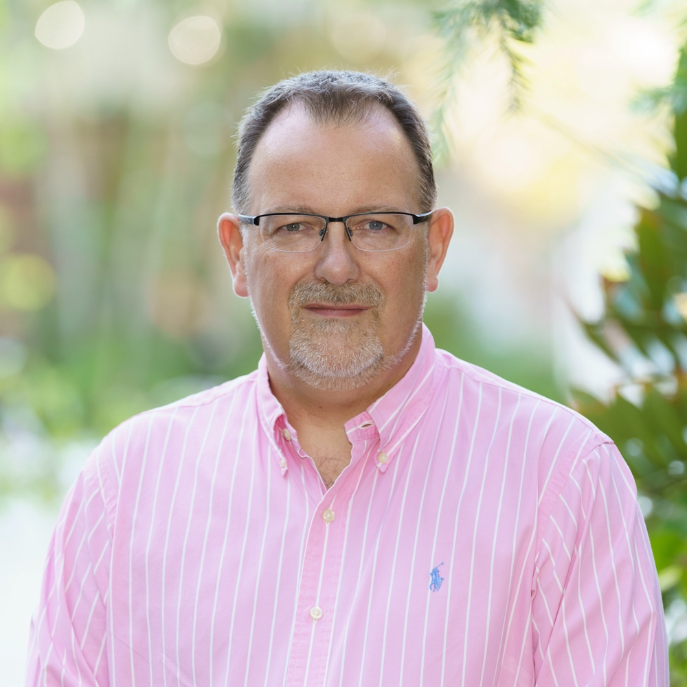 Andrew Vincent – Medium