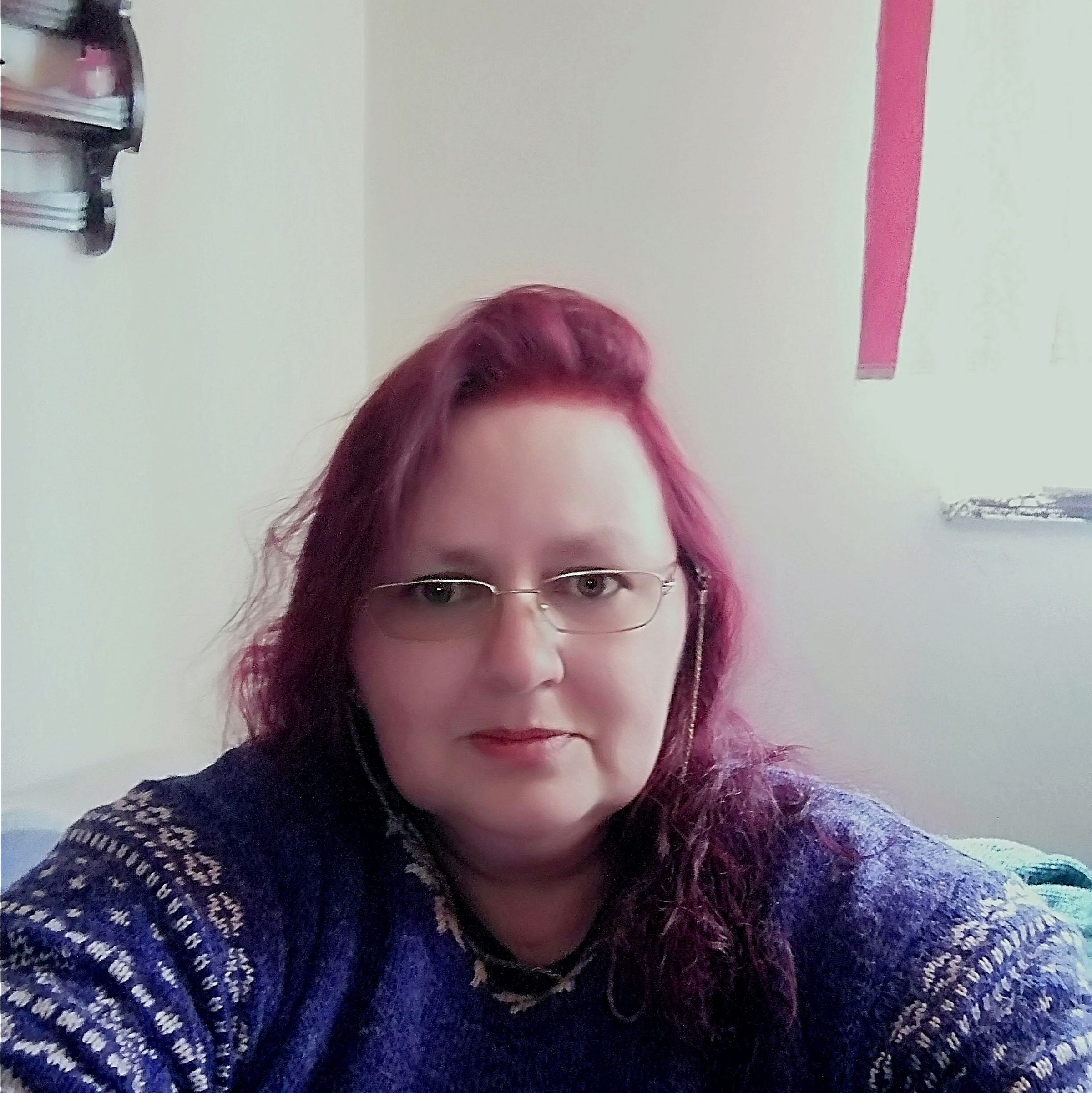 Aleksandra Ujvari – Medium