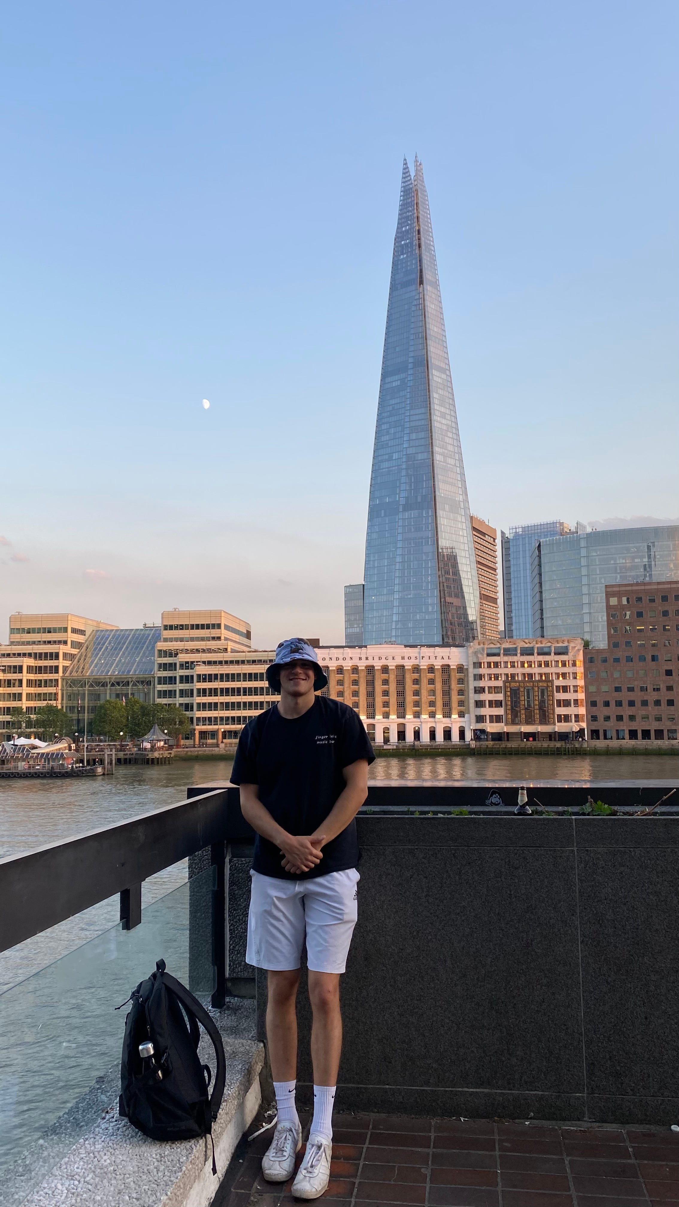 Alexander Bricken – Medium
