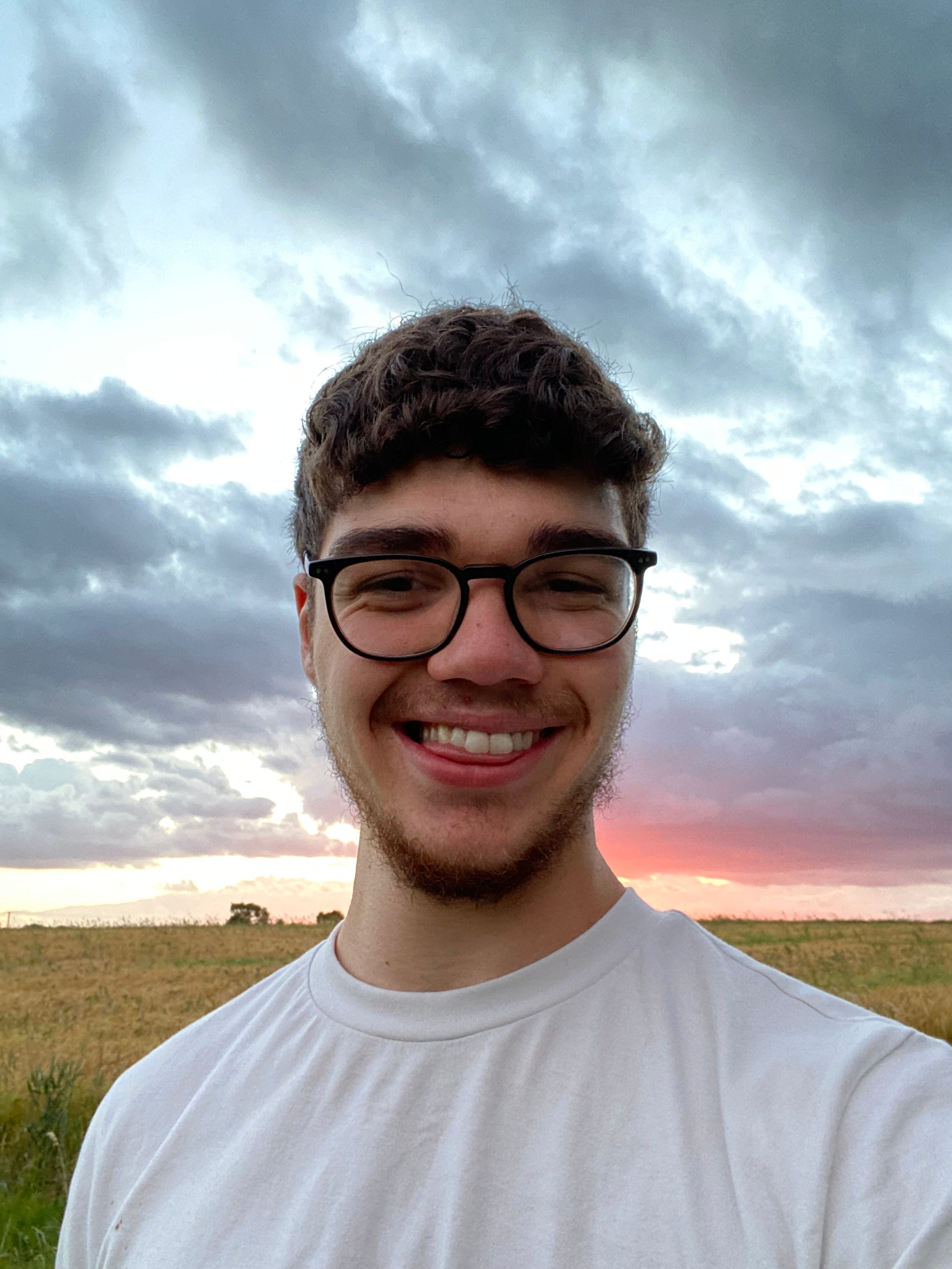 Joe Beynon – Medium