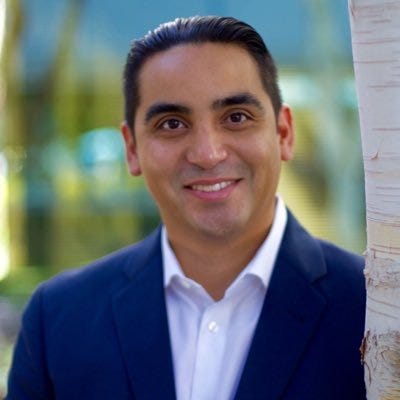 Nicolás Morales – Medium